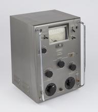 Phasemeter type D729-BM no. 296277 | Science Museum Group Collection
