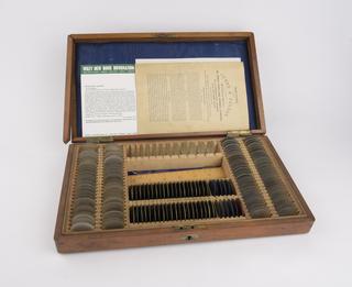Opticians trial lenses and three trial-frames | Science Museum Group ...