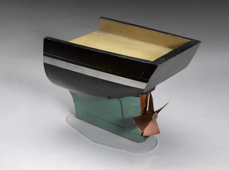 Hand-cranked model of stern of vessel fitted with Joseph Bramah's ...