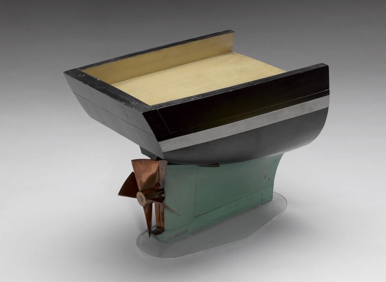 Hand-cranked model of stern of vessel fitted with Joseph Bramah's ...