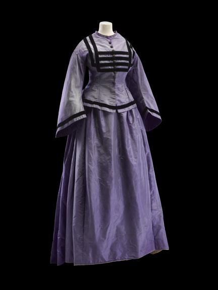 Silk skirt and blouse dyed with Perkin's mauve aniline dye | Science ...