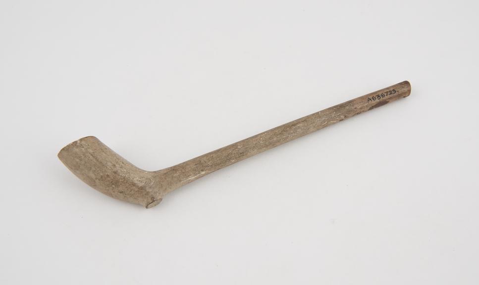 Clay tobacco pipe | Science Museum Group Collection