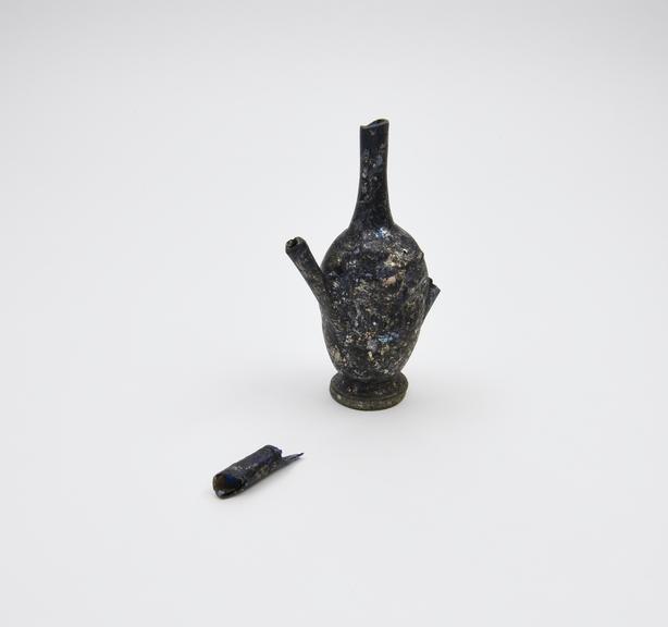 Glass flask | Science Museum Group Collection