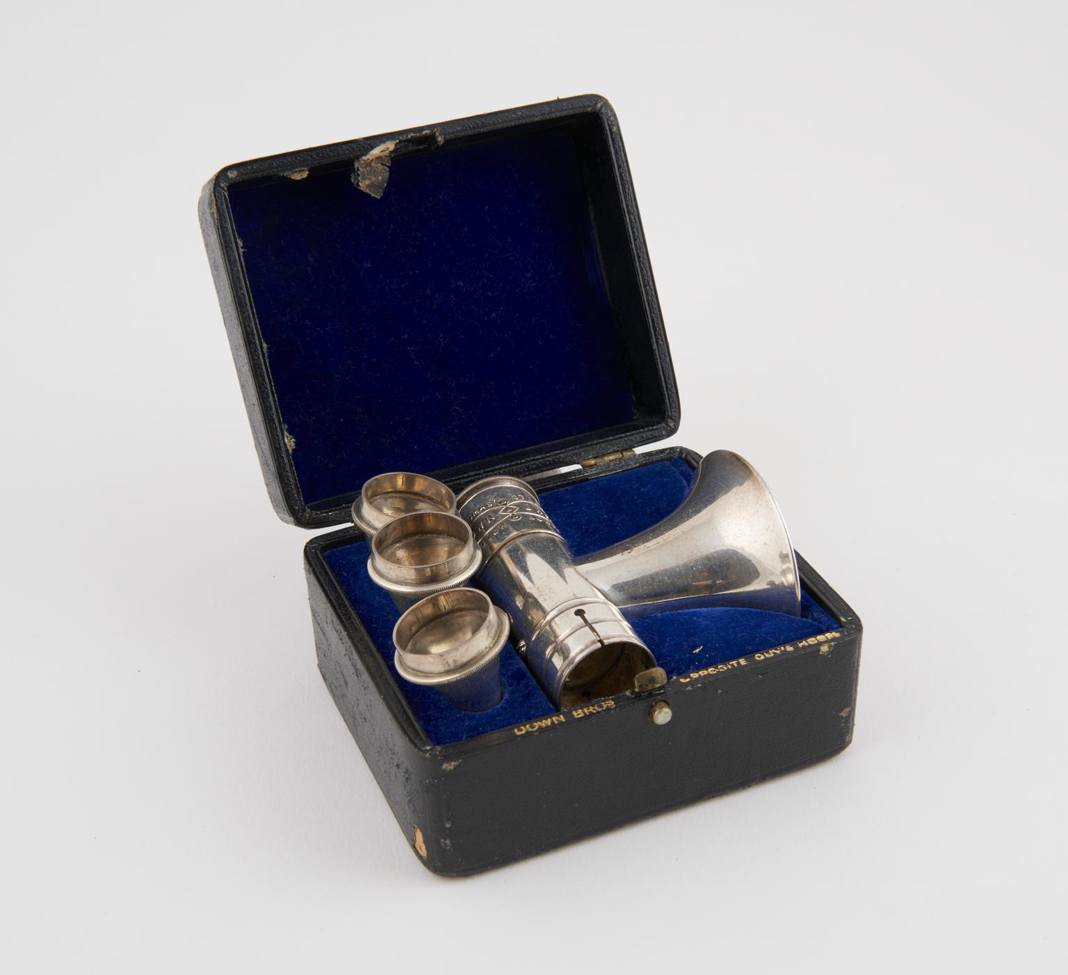 Brunton's auriscope with specula | Science Museum Group Collection