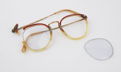 Pair of spectacles, female style, plastic frame with NHS lenses ...
