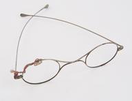 "Invisible steel Spectacles" (c.1870-80) | Science Museum Group Collection