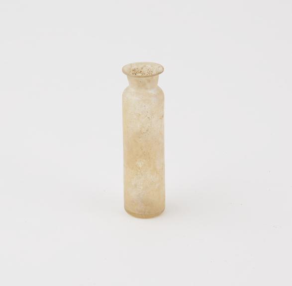 Glass bottle cylindrical, found in London | Science Museum Group Collection