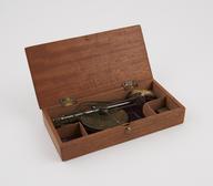 Coin scales, steel beam,brass pans,nine penny weights, six grain ...