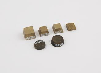 Assorted weights | Science Museum Group Collection