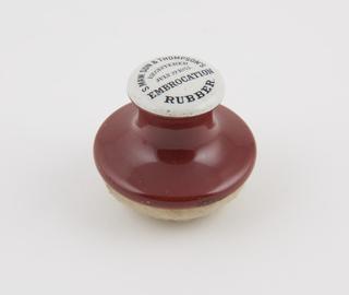 Embrocation applicator | Science Museum Group Collection