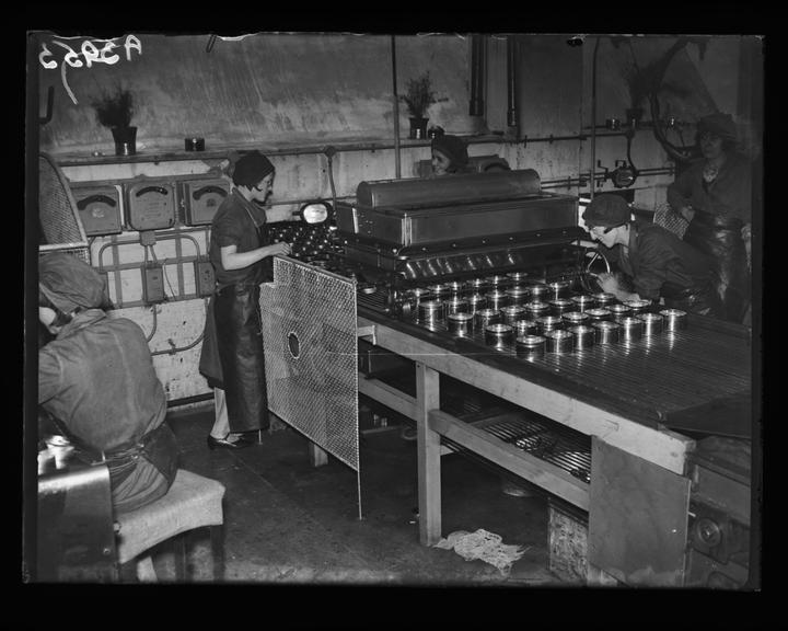 Cherry Blossom shoe polish factory | Science Museum Group Collection