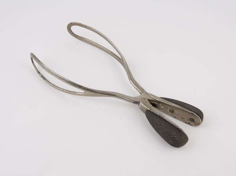 Simpson-type obstetrical forceps | Science Museum Group Collection