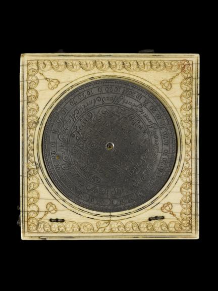 Magnetic azimuth sundial | Science Museum Group Collection
