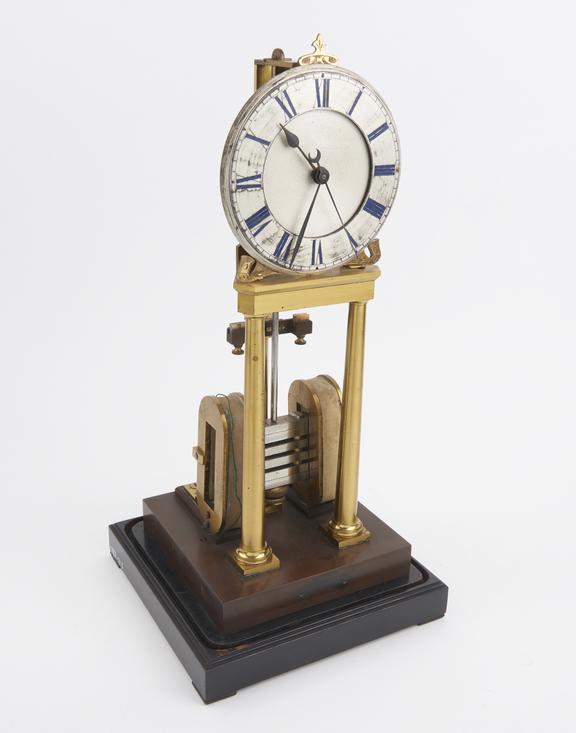 Electric clock of the Bain type | Science Museum Group Collection