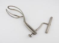 Axis traction obstetrical forceps | Science Museum Group Collection