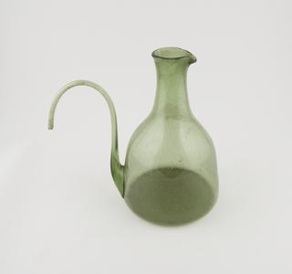 Glass flask with spout, possibly pharmaceutical | Science Museum Group ...
