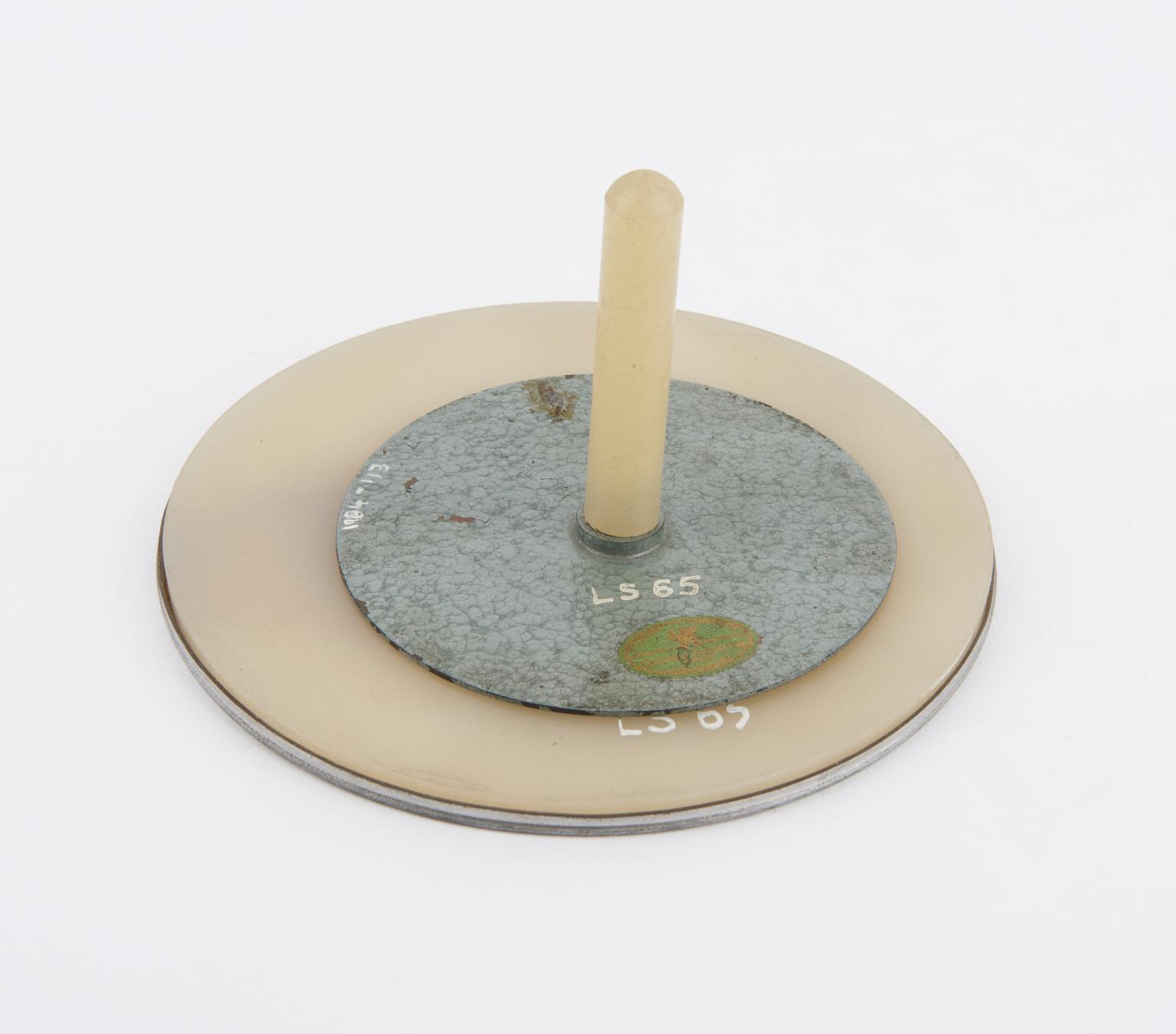 Electrophorus by Griffin and Tatlock Ltd. | Science Museum Group Collection