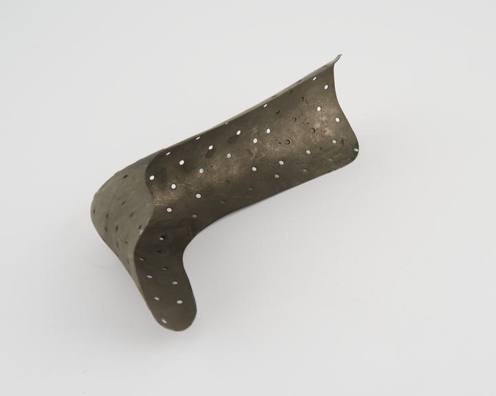 Levis' splint for childs club foot | Science Museum Group Collection