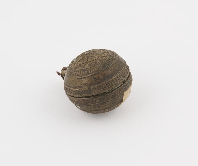 Spherical lime box | Science Museum Group Collection