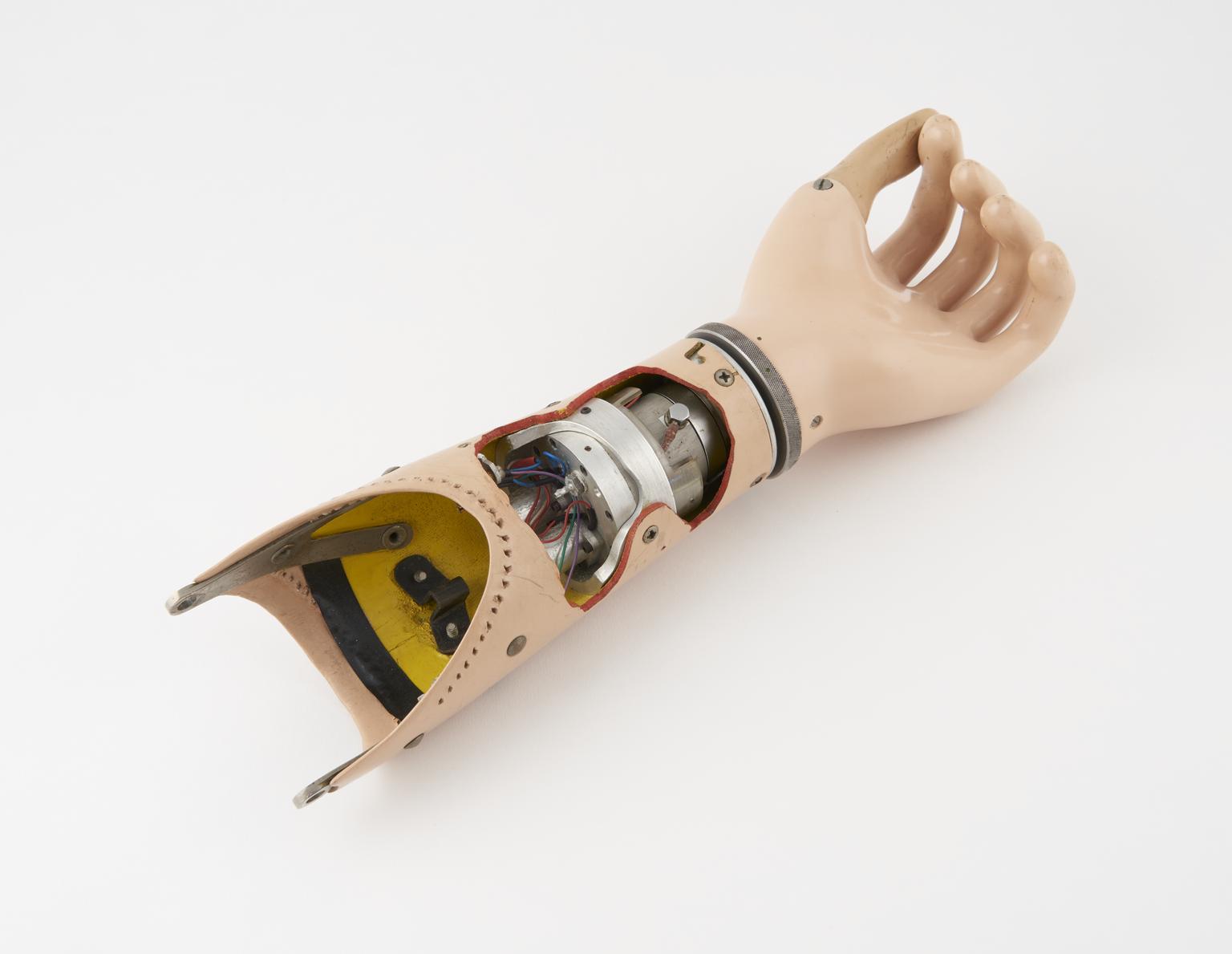 Prosthetic Hand Powered by Carbon Dioxide | Science Museum Group Collection