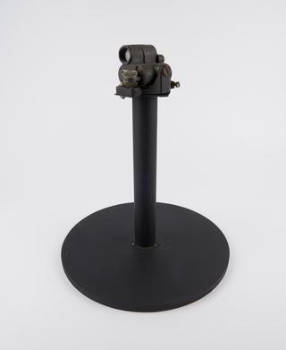 Ross Prismatic Gun Sight | Science Museum Group Collection
