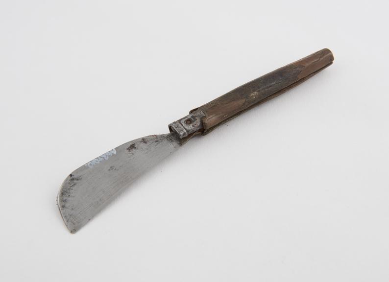 Razor, steel and wood | Science Museum Group Collection
