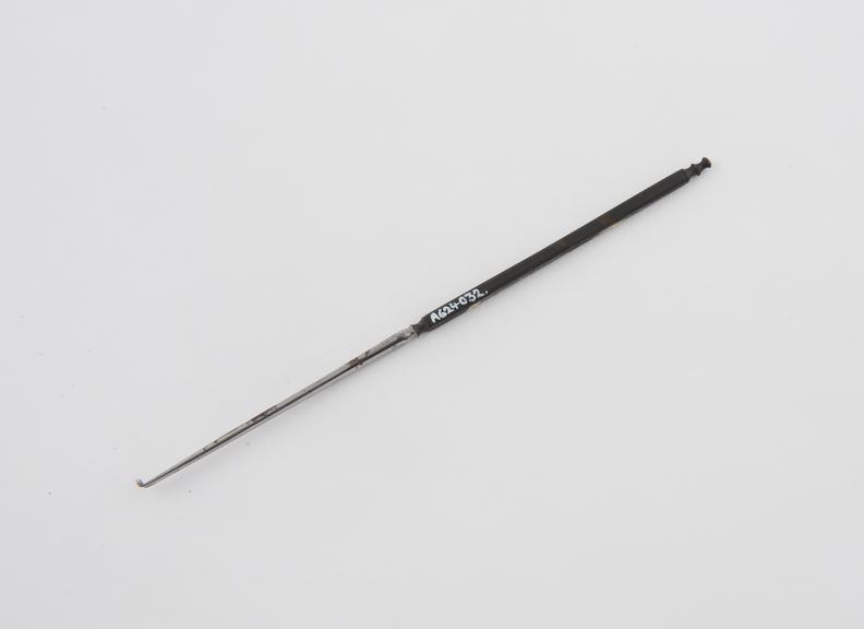 Double pointed hook | Science Museum Group Collection