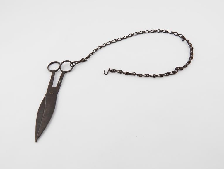 Scissors, steel, on chain, Algerian, 1800-1930 | Science Museum Group ...