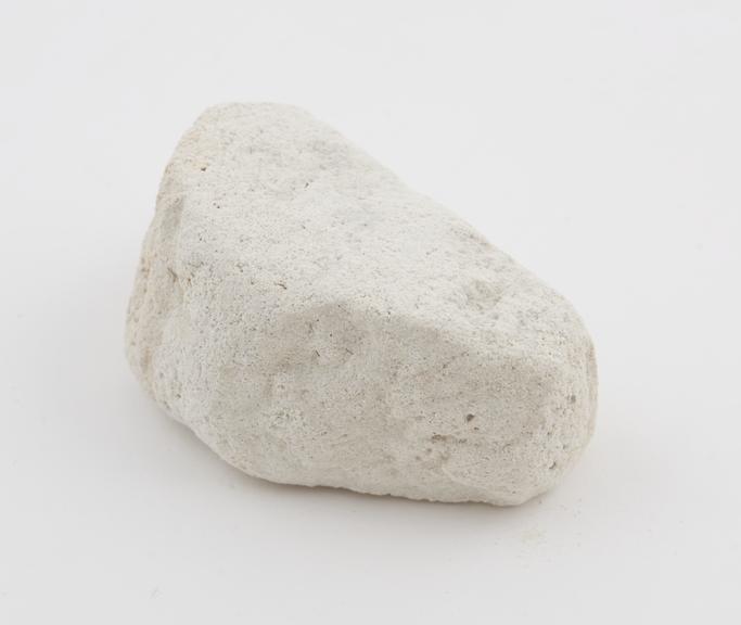 Soft, white, friable, siliceous material, Llandudno area | Science ...