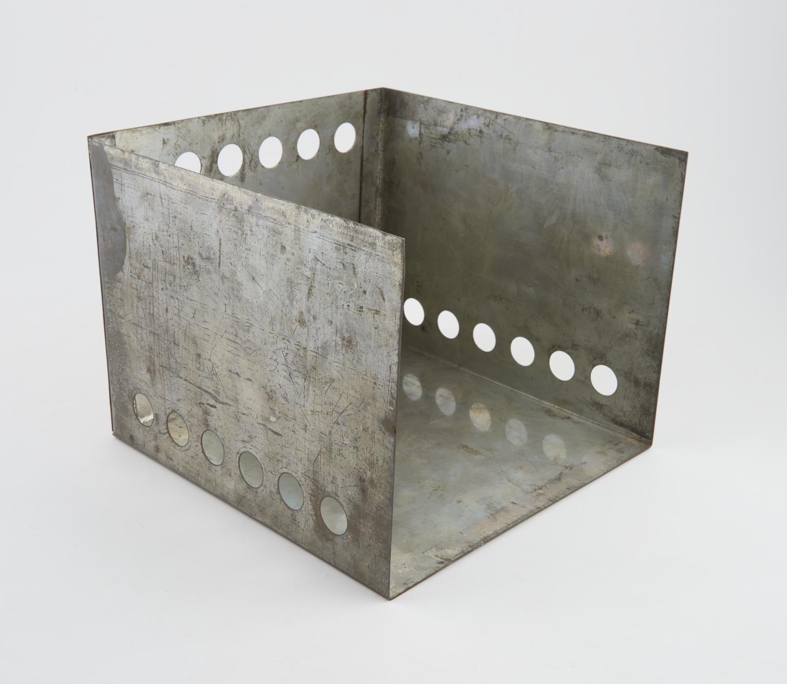 Prototype analogue signal averager for use in electroencephalography ...