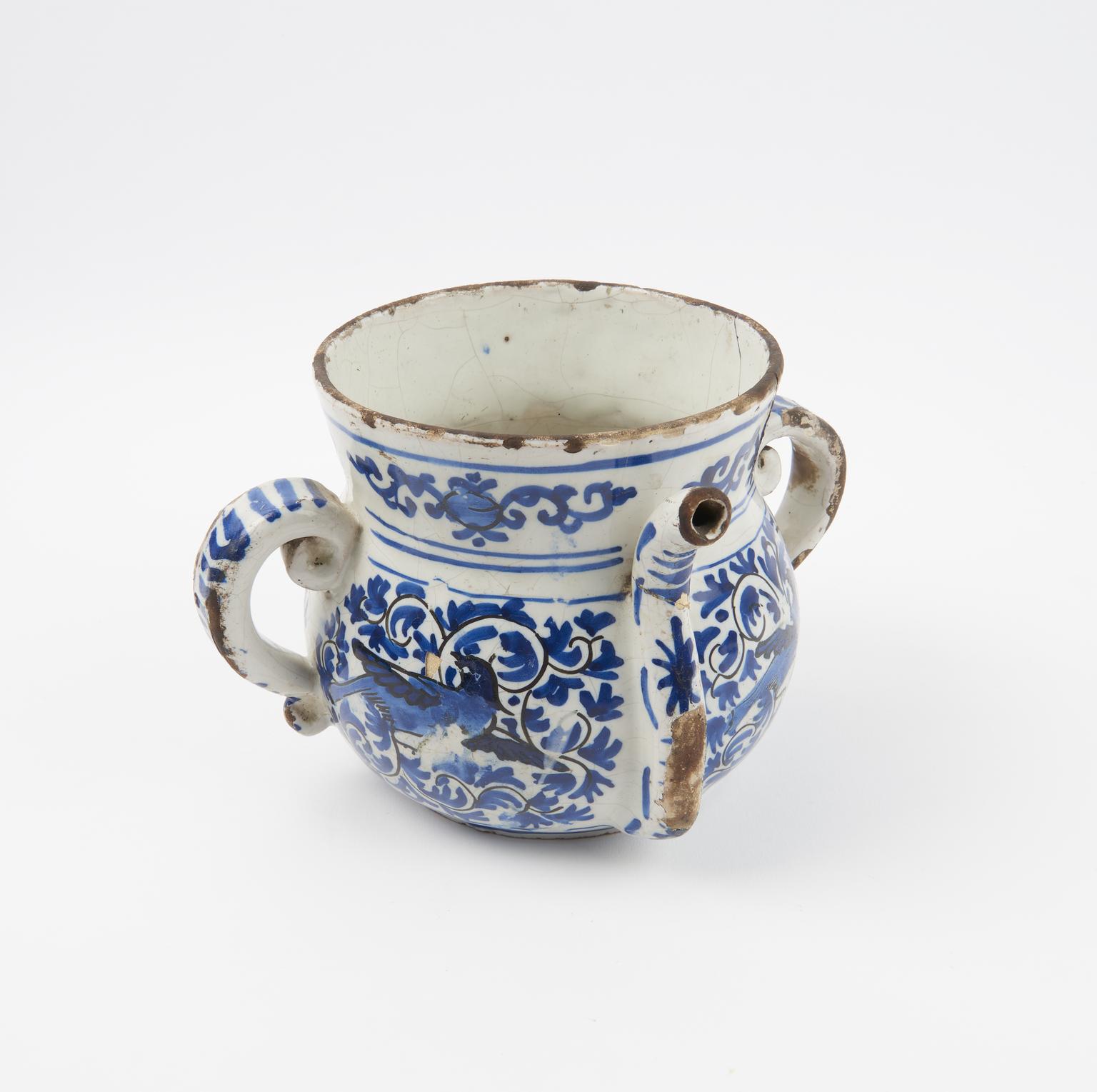 Earthenware posset pot | Science Museum Group Collection