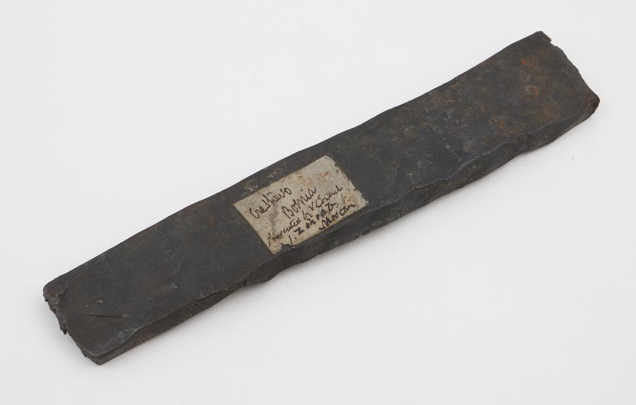 Piece of wrought iron in the form of an irregular bar | Science Museum ...