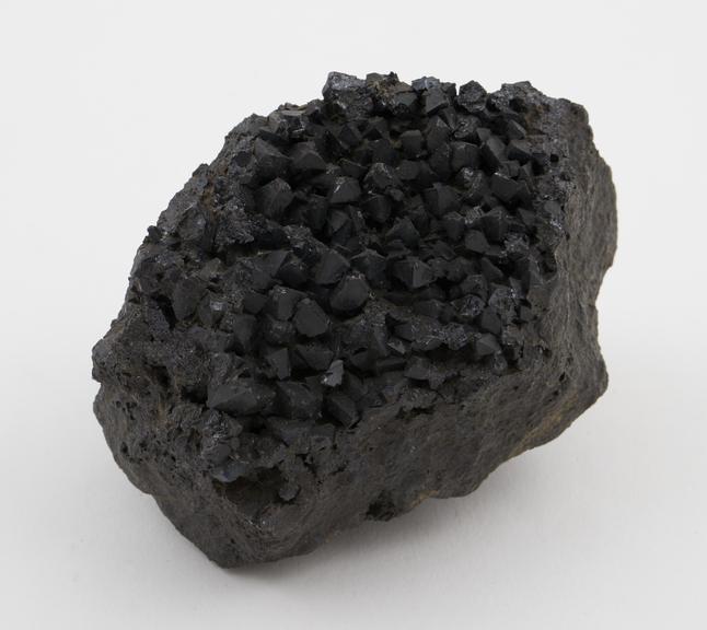 Iron slag from an unknown locality | Science Museum Group Collection