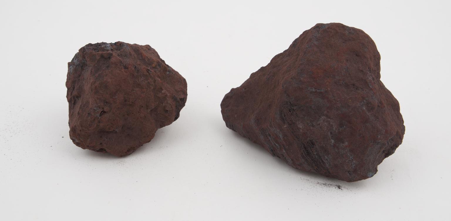 Specimens of iron ore | Science Museum Group Collection
