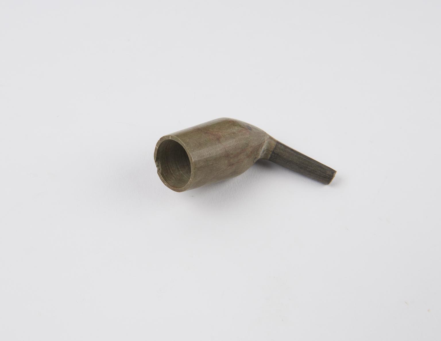 Serpentine and pewter tobacco pipe | Science Museum Group Collection
