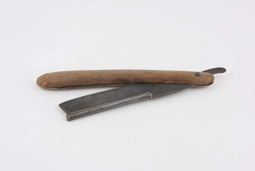Cut-throat razor | Science Museum Group Collection