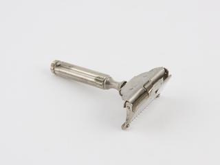 Safety razor | Science Museum Group Collection