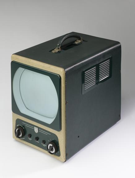 'Ekcovision' TMB272 mains/battery portable television, 1956 | Science ...