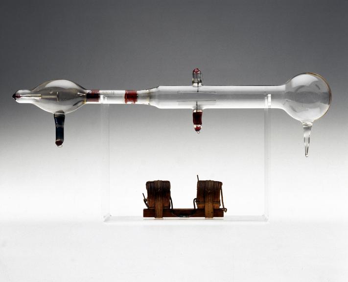 Tube used in the discovery of the electron, about 1896 | Science Museum ...