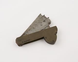 Metal three bladed fleam | Science Museum Group Collection