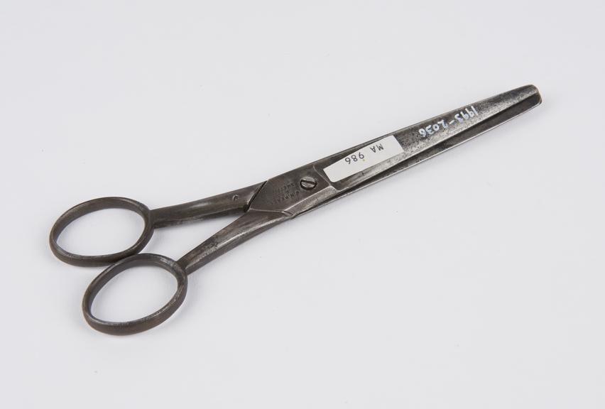 Pair of scissors used at the Royal Aircraft Factory | Science Museum ...