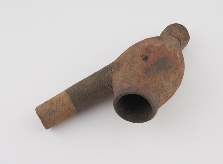 Tobacco pipe with ovoid bowl and turbular stem | Science Museum Group ...