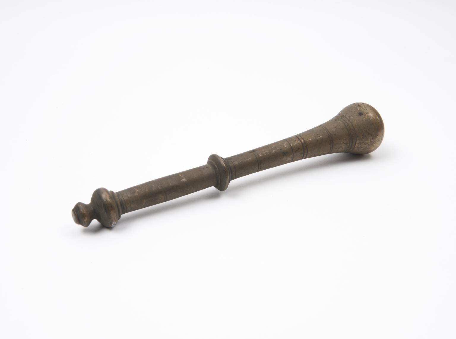 Bronze pestle decorated with pairs of incised bands | Science Museum ...