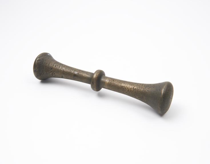 Small bronze double-ended pestle | Science Museum Group Collection