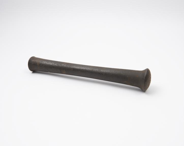 Double-ended iron pestle, European, 1501-1800 | Science Museum Group ...