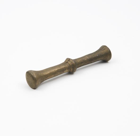 Pestle, bronze, double ended, central rib | Science Museum Group Collection