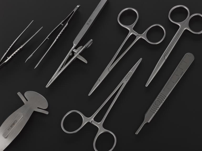 Surgical set to treat trichiasis | Science Museum Group Collection