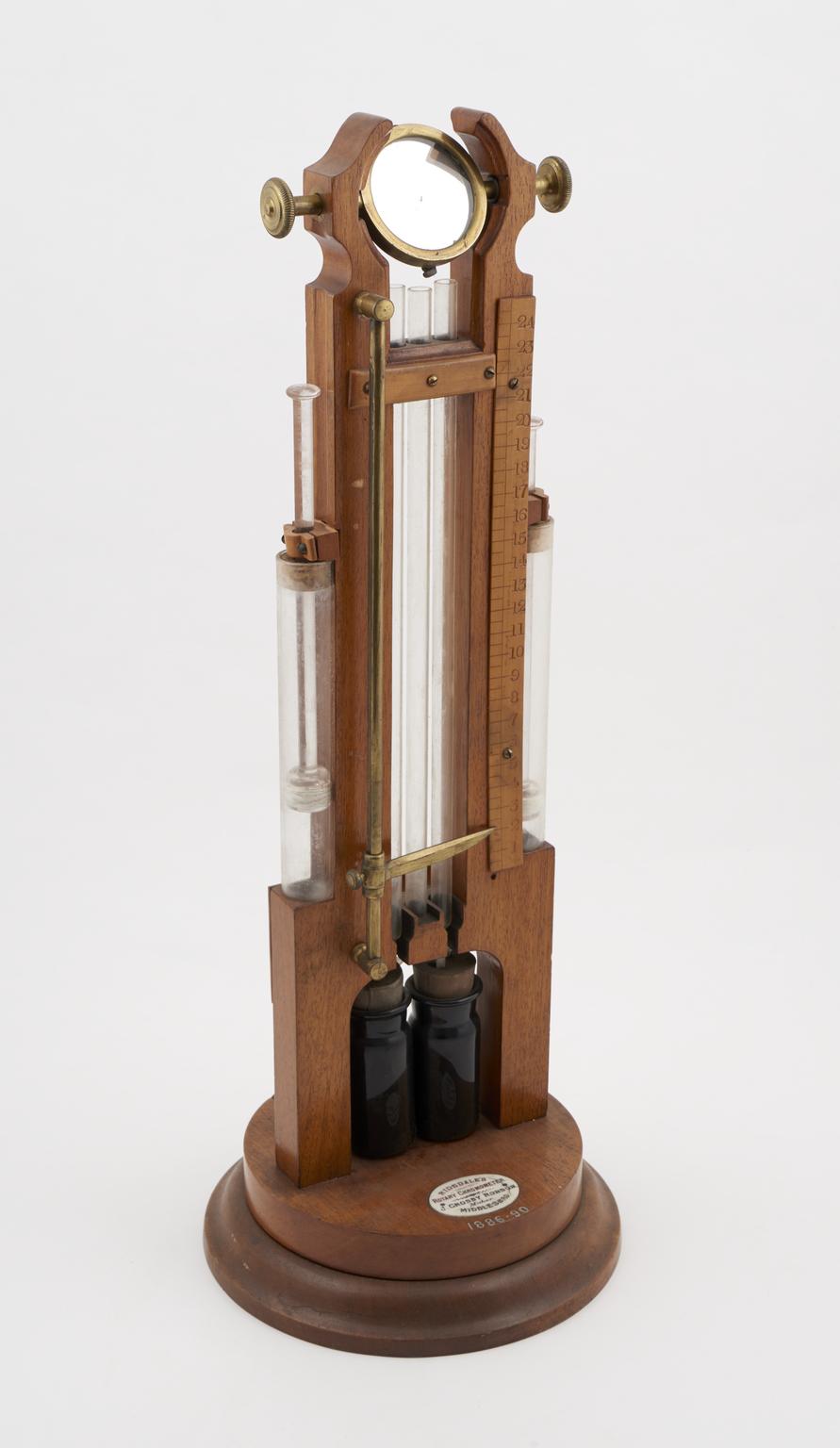 Ridsdale's revolving chromometer for testing low carbon steel | Science ...