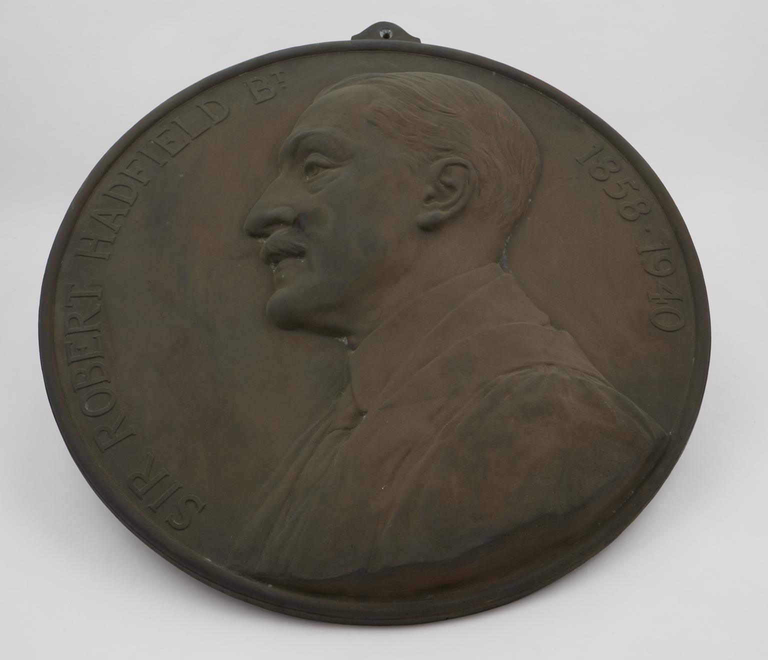 Bronze plaque | Science Museum Group Collection