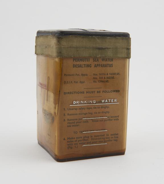 'Permutit' sea water desalination apparatus, London, England, 1940-1945 ...